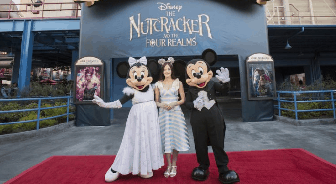 Sneak Peek of The Nutcracker and the Four Realms Officially Playing at ...