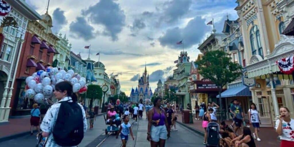 5 Fun Facts About Main Street, U.S.A. in Disney • Disney Tips